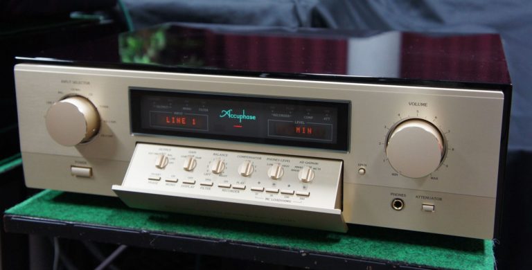 Accuphase C-2820 | Trải nhiệm các dòng Loa, amply nghe nhạc cao cấp